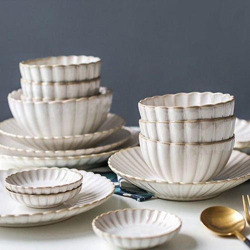 Aiko Dinnerware Set